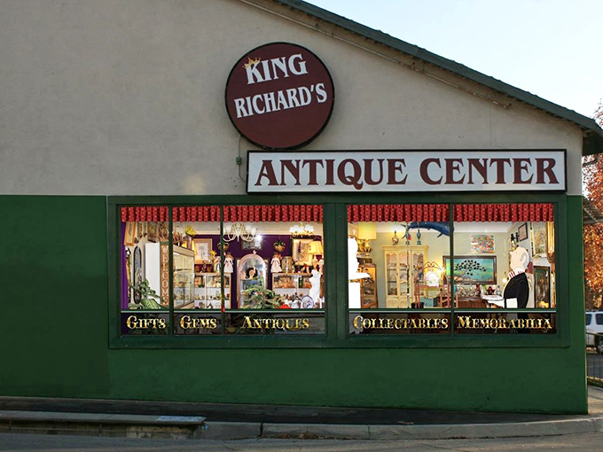 King Richard's colorful window displays beckon with the siren song of nostalgia &ndash; resistance is futile!