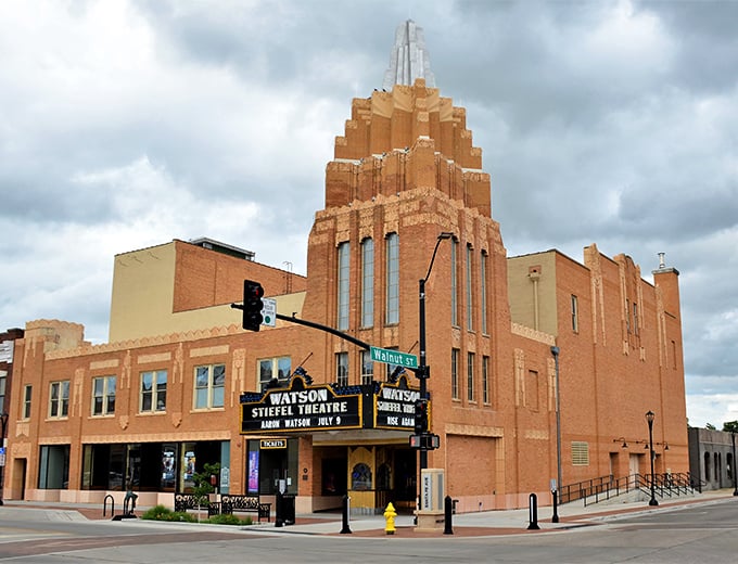 Salina's striking Art Deco theater rises like a terra cotta wedding cake—proof that small towns can deliver big architectural statements.