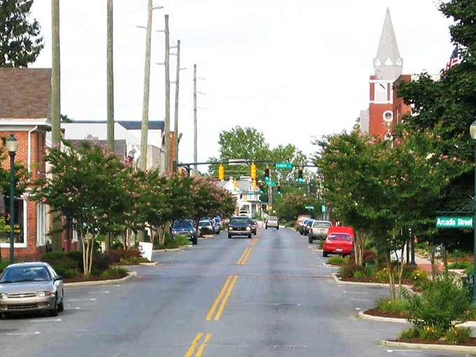 Seaford's brick-lined downtown streets offer affordable shopping and dining options &ndash; proving retirement doesn't require a fortune.