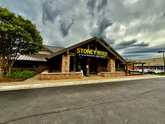 Stoney River Steakhouse (Franklin): Stone and wood create the perfect mountain lodge vibe &ndash; no hiking required for this peak experience.