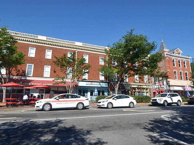 The perfect blend of college-town energy and retirement affordability, Athens' streets invite exploration without expensive admission fees