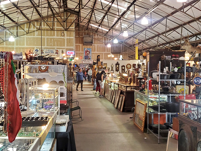 Gaming paradise or collector's heaven? At Flowood Antique Flea Market, you don't have to choose just one.