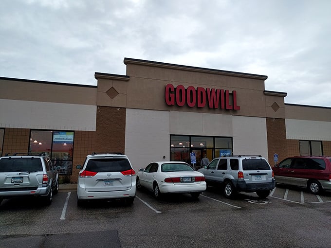 This Goodwill location might look modest, but inside? A wonderland of pre-loved possibilities awaits!