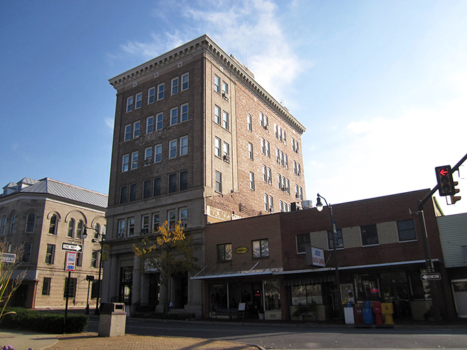 These streets blend college energy with mountain town charm, creating the perfect recipe for affordable Virginia living.