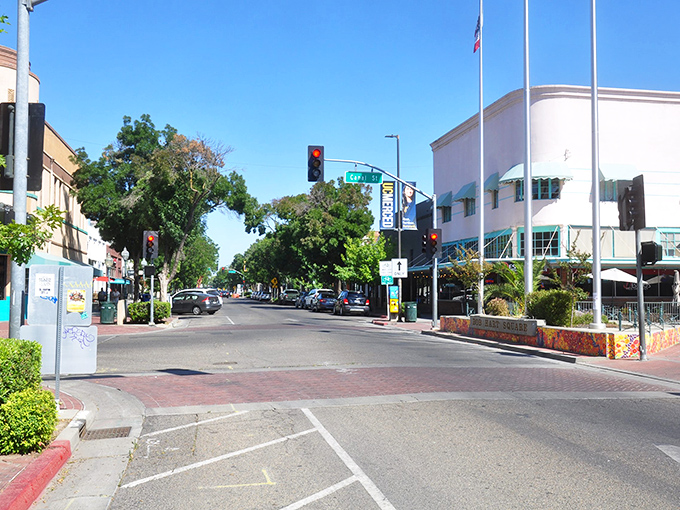 Downtown Merced combines small-town friendliness with college-town amenities &ndash; all at prices that won't drain your Social Security.