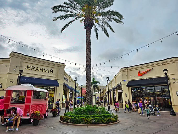 The palm-lined pathways between storefronts create a tropical shopping oasis. Your wallet may be getting lighter, but your shopping bags are getting heavier!