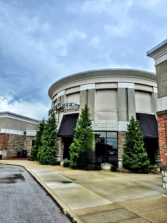 The modern exterior of Stone Creek houses traditional values: exceptional ingredients, perfect preparation, and Midwest hospitality that warms the soul.