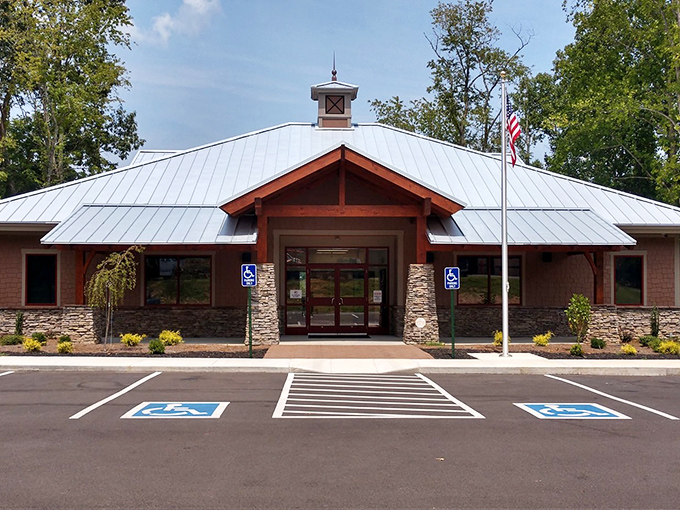This welcoming community center in Townsend invites visitors to learn about local mountain heritage.