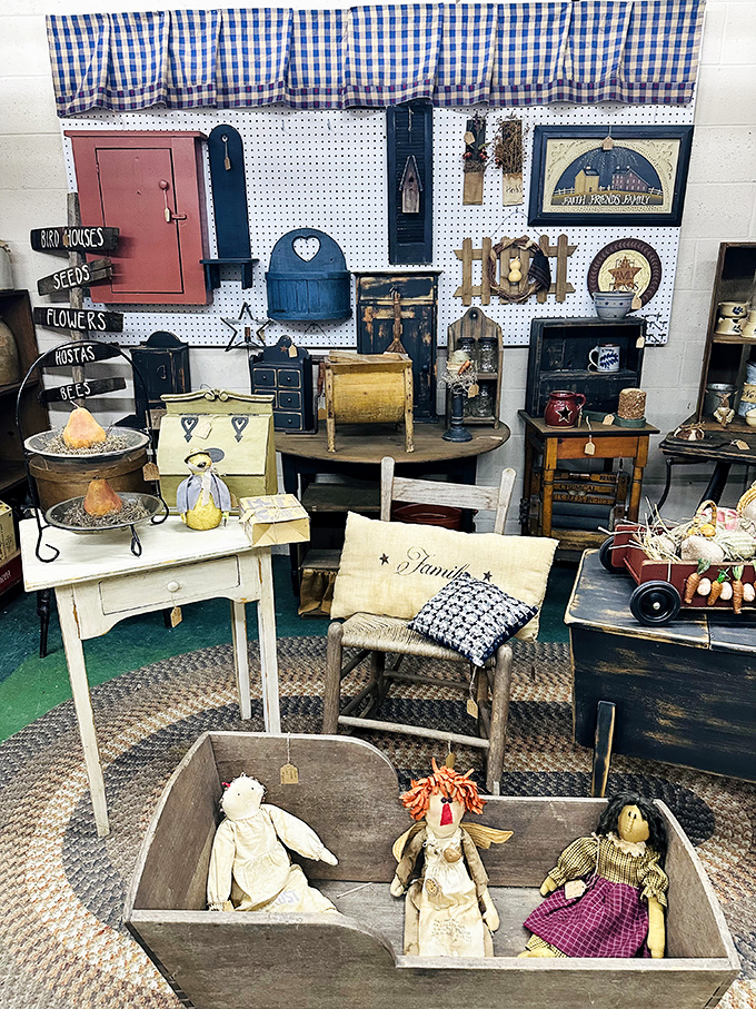 Americana paradise! Handcrafted country decor and primitive treasures create a nostalgic wonderland at Palmer's indoor market.