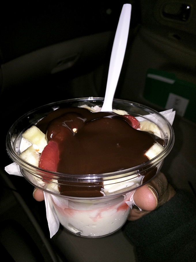 Car custard consumption&mdash;an Olympic sport Kansans have perfected. The napkin-to-mouth coordination here deserves a perfect 10 from judges.