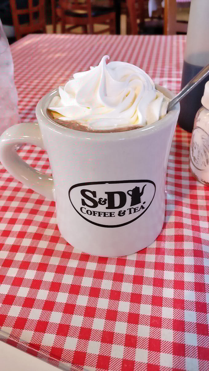 Hot chocolate that's wearing a cloud for a hat. This isn't a beverage&mdash;it's dessert with a handle.