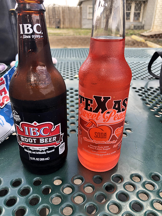 Texas in liquid form. Nothing complements a legendary burger quite like an ice-cold root beer or sweet peach soda on a hot afternoon.