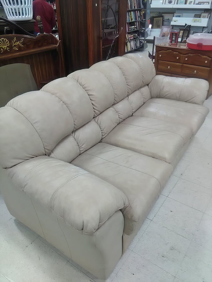 The cream leather sofa that's seen some living but has plenty more to give. Perfect for that first apartment or weekend cabin retreat.