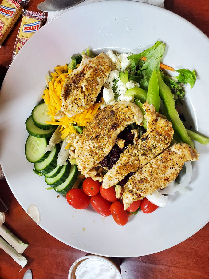 Who said healthy eating can't be satisfying? This vibrant salad proves Damascus Diner isn't just about indulgence &ndash; it's about quality ingredients.
