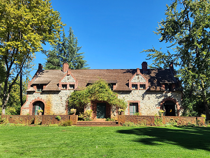 The Empire Mine owner's cottage looks like it was plucked from an English countryside and replanted in California gold country, complete with manicured gardens.