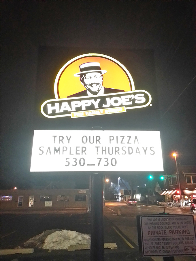 Happy Joe's sign promises exactly what's inside: a cheerful place where pizza and ice cream create double happiness.