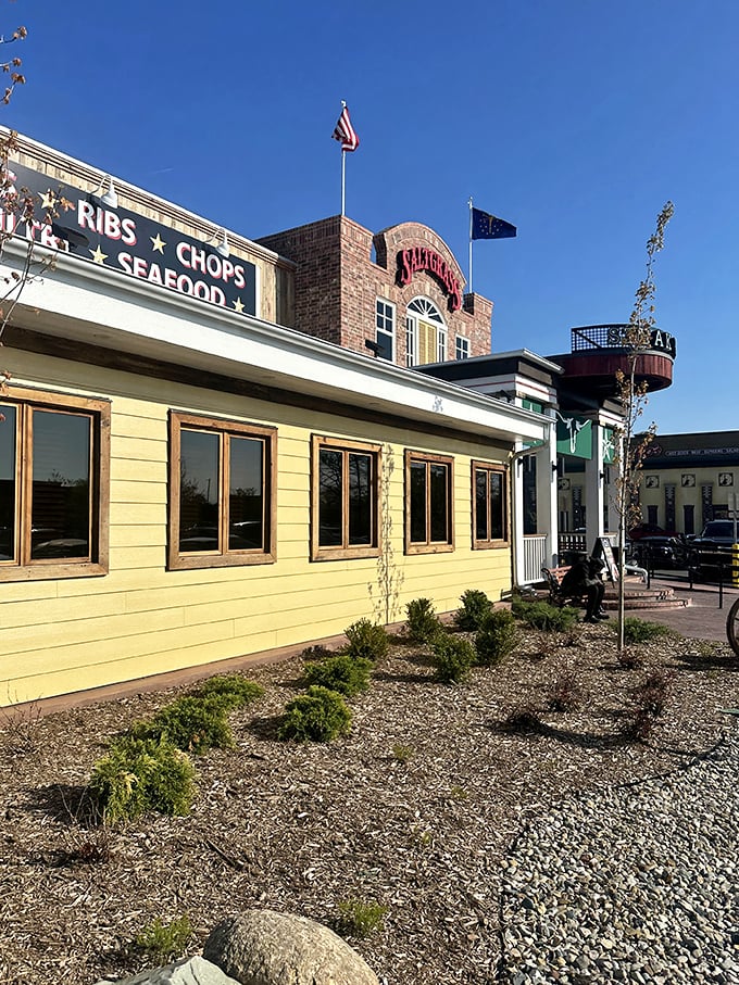 Saltgrass announces its mission right on the building—RIBS, CHOPS, SEAFOOD—but it's the steaks that will have you planning your return visit.