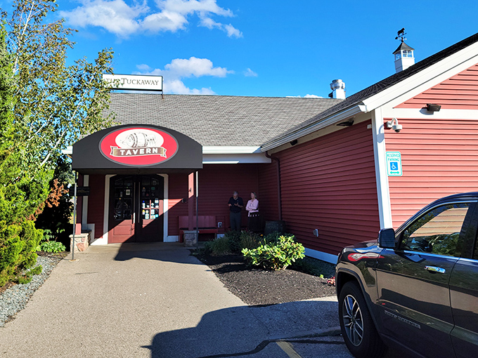 The red tavern that launched a thousand road trips. Meat lovers make pilgrimages here like baseball fans to Fenway Park.