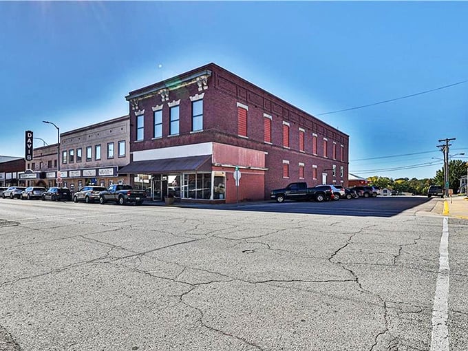 The heart of Higginsville beats along these tree-lined streets where time slows down just enough to let you catch your breath.
