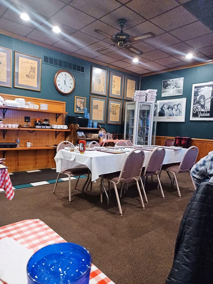 The dining room feels like your favorite uncle's basement&mdash;if your uncle happened to be a master of comfort and nostalgia.