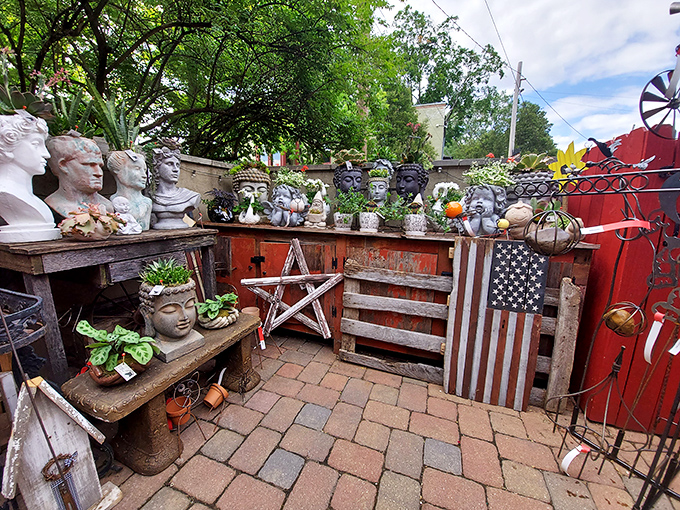 The outdoor garden area proves even bookstores need a breath of fresh air&mdash;and apparently, a collection of classical busts.