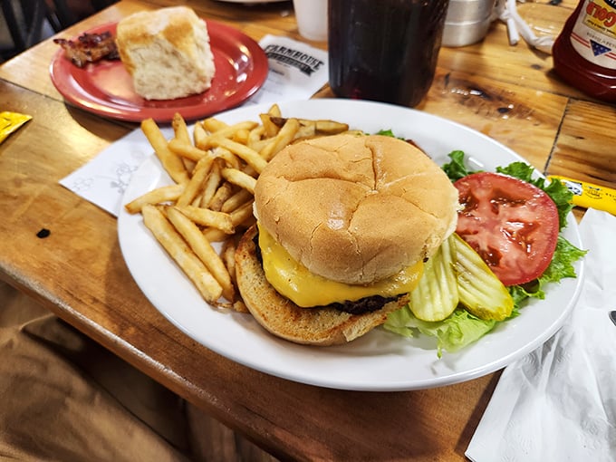 When a burger comes with pickles standing at attention like this, you know somebody in the kitchen takes pride in their work.