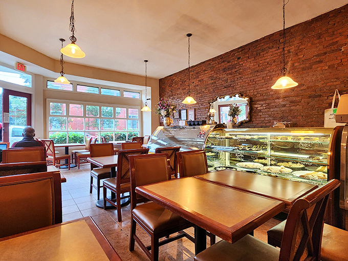 The dining room feels like that Italian caf&eacute; you discovered on vacation. Sunlight streams through large windows, illuminating a space where carbs and conversation flow freely.