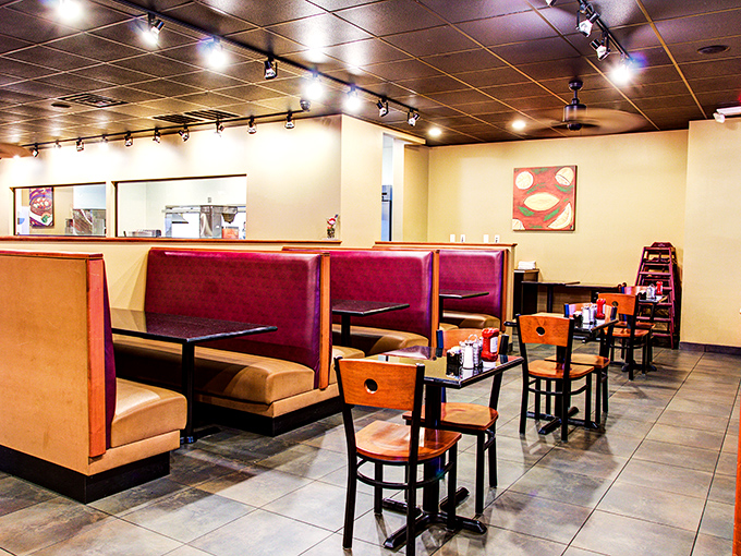 Empty tables at Keke's are like Florida snowstorms—rare sightings that don't last long. Blink and they're filled with happy diners.