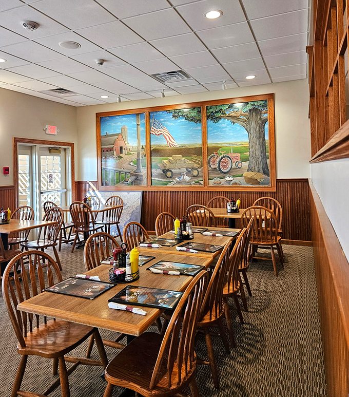 The dining area's farm-themed mural reminds you that in central Illinois, you're never far from where your food began its journey.