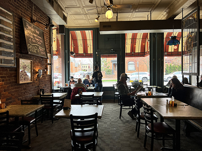 Sunlight streams through those classic windows, illuminating decades of conversations, first dates, and "I can't believe I ate the whole thing" moments.