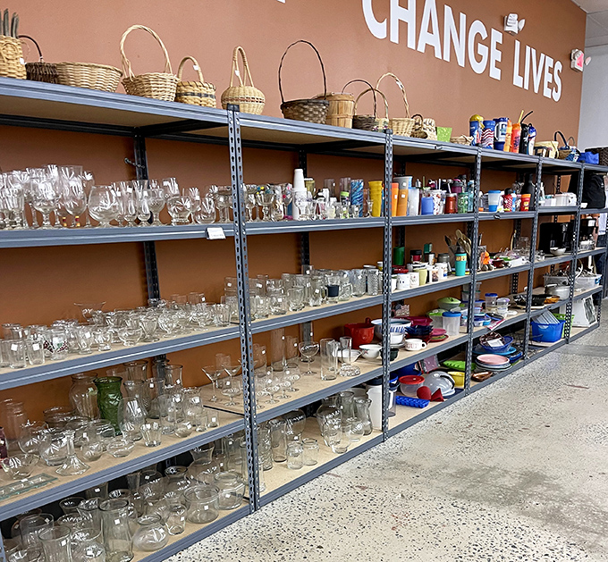 Glassware galore! Everything you need for that dinner party you've been threatening to host since 2019.