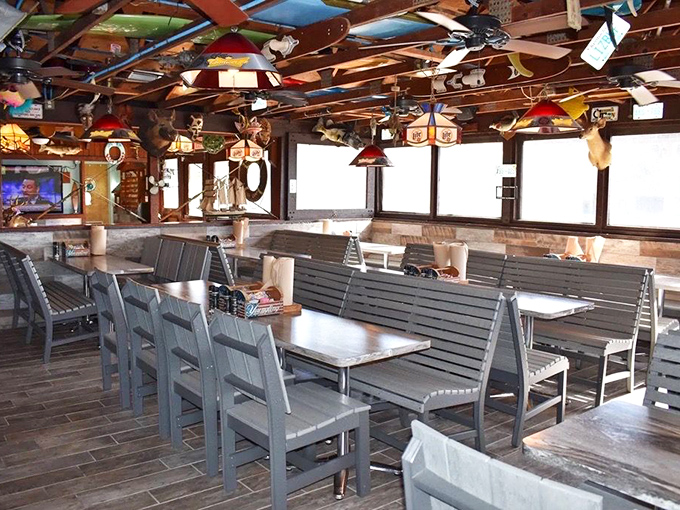 Weathered wood, nautical touches, and enough character to fill a novel. Dining room or maritime museum? Both, actually.