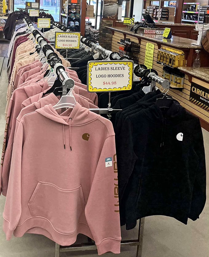 Fashion finds its way to the flea market! These Carhartt hoodies prove that even workwear can have its moment in the Pennsylvania sun.