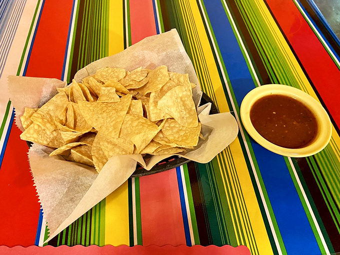 The chips and salsa &ndash; that opening act that tells you exactly what kind of rock concert of flavors you're about to experience.