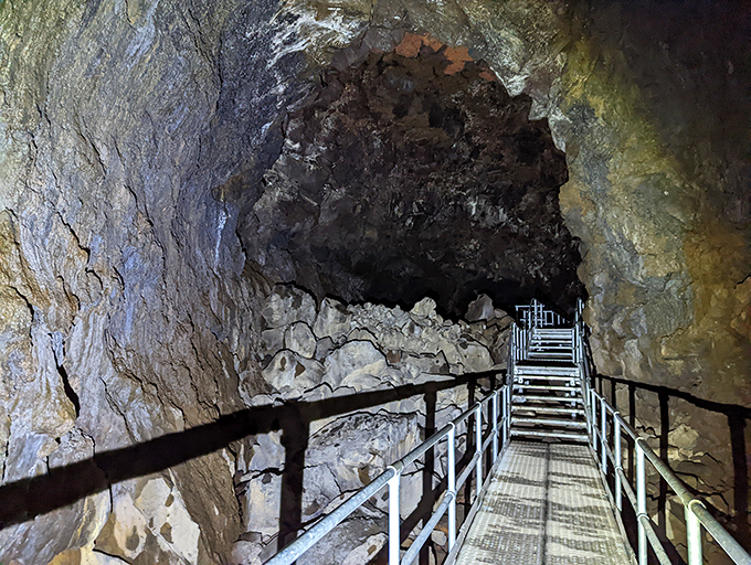Metal walkways guide visitors through the cave's most accessible sections. These practical additions make exploring possible while protecting the cave's delicate features from thousands of curious footsteps.