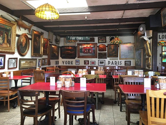 Red tables, wooden booths, and walls covered in maritime memorabilia &ndash; dining here feels like being inside a sea captain's scrapbook of greatest adventures.