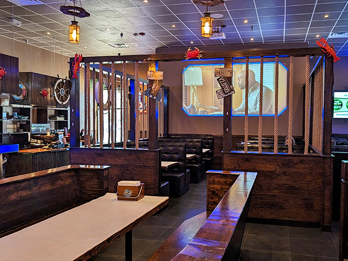 The boat-shaped booths aren't just Instagram-worthy&mdash;they're practical dining vessels for navigating seas of seafood without spilling.