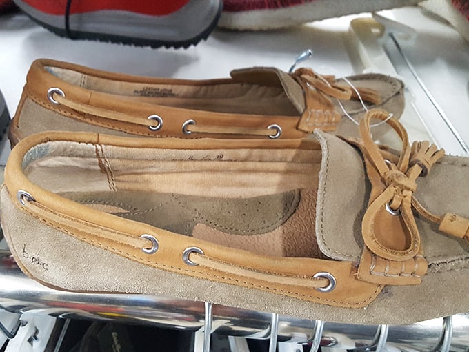 These boat shoes have sailed other seas before, but with plenty of nautical miles left for your summer adventures.