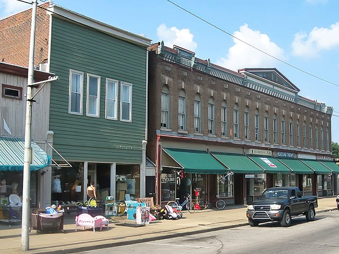 Evansville's impressive brick buildings stand as monuments to the city's prosperous past and promising future.