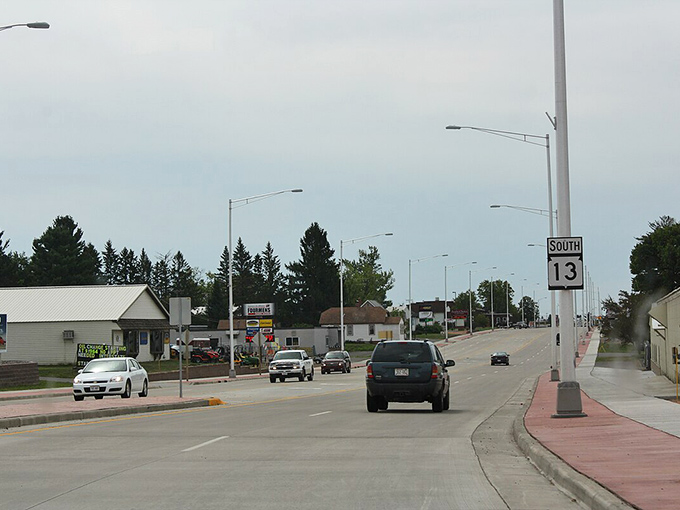 Medford's tree-lined main street offers that quintessential small-town feel &ndash; where rushing seems both impossible and unnecessary.