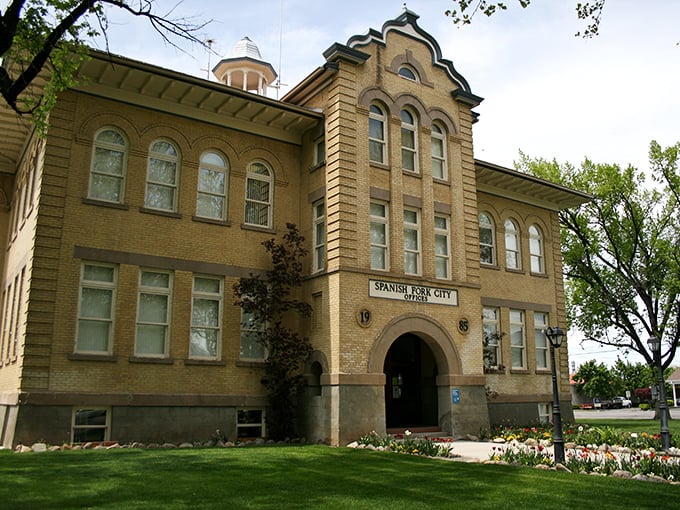 Spanish Fork's historic city building speaks to the town's rich heritage. Civic pride with architectural flair!