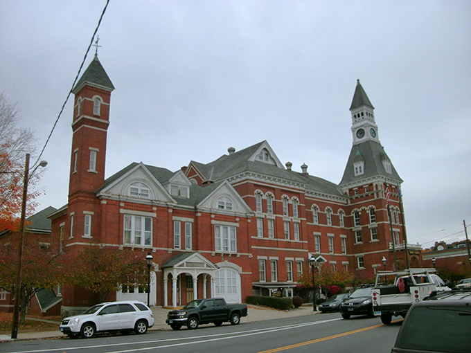 Thomaston's historic buildings line the sunny main street, offering affordable small-town charm with surprising architectural details at every turn.