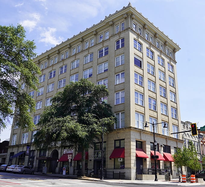 These aren't just pretty buildings&mdash;they're where Athens residents have been shopping, dining, and gossiping for generations.
