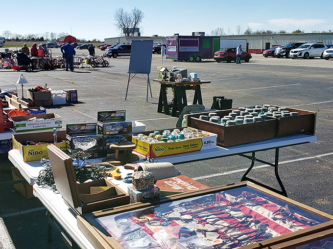 Deals as far as the eye can see! Caesar Creek's sprawling layout offers everything from the practical to the peculiar in one massive shopping adventure.