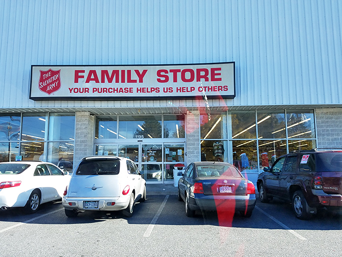 "Your purchase helps us help others" isn't just a slogan&mdash;it's the beautiful truth behind every $48 shopping spree here.