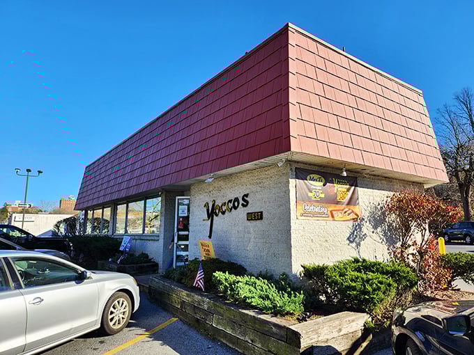 Simple building, extraordinary dogs&mdash;Yocco's proves that when you perfect your craft, fancy architecture becomes completely unnecessary.