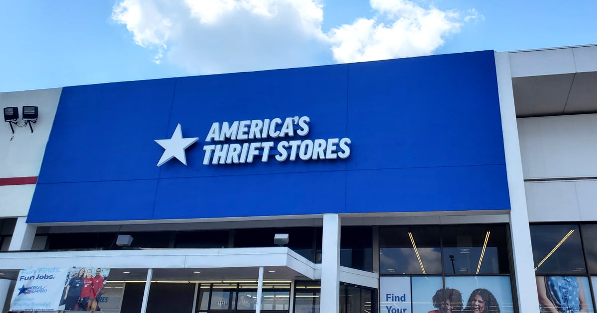 The Massive Thrift Store In Alabama Where You Can Fill Your Trunk For $40