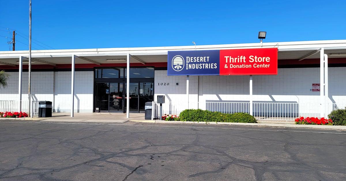 The Massive Thrift Store In Arizona That Bargain Hunters Say Is Better ...