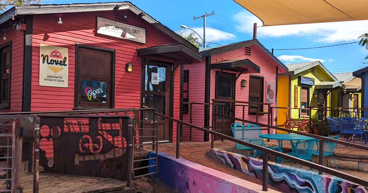 People Drive From All Over Arizona To Eat At This Unassuming Dessert Shop
