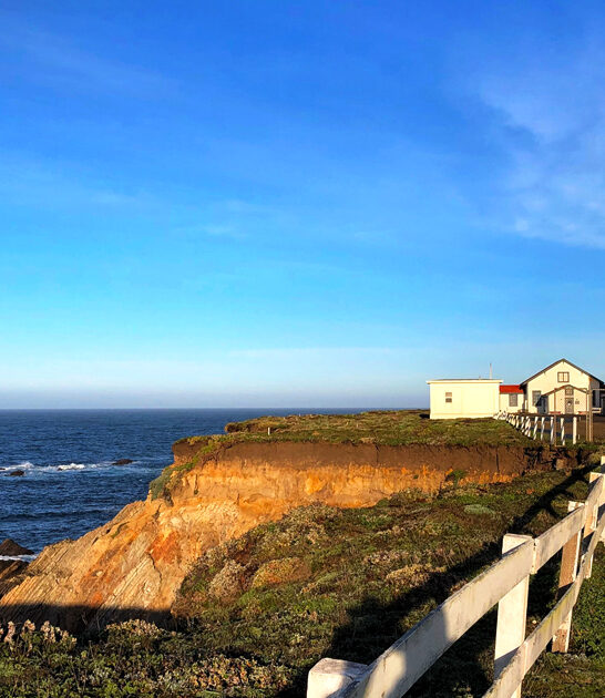 california oceanfront lighthouse view ftr